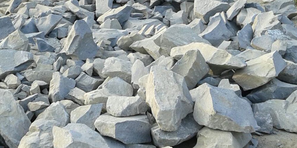 Jual Batu Kali atau Batu Belah Murah Berkualitas - Jasa Konstruksi